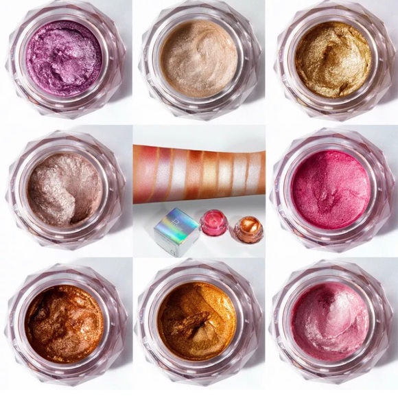 Makeup | Golden Highlighter | Poshmark